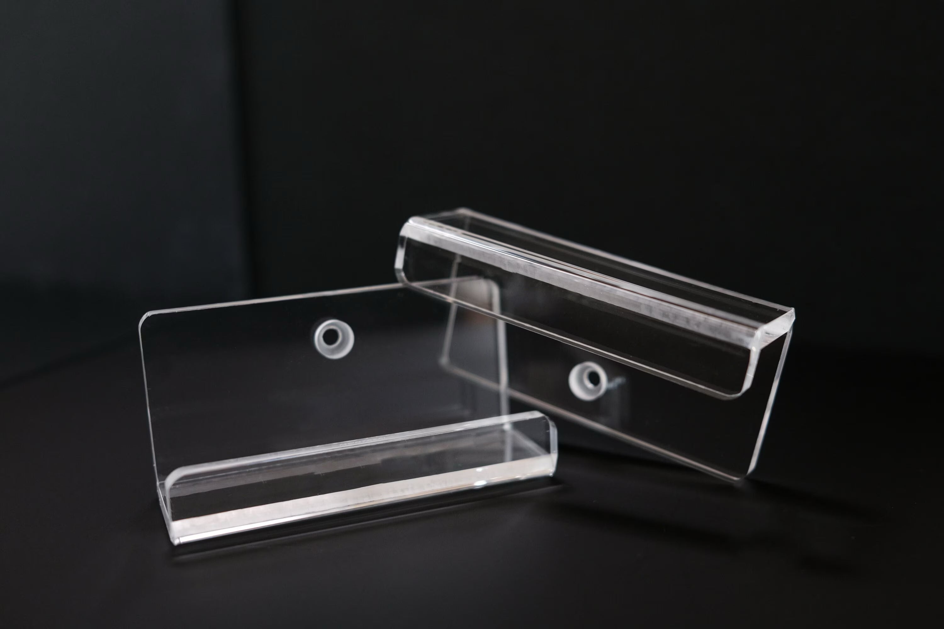 Minimalist Transparent Acrylic Wall Mount Displays – Officine Minimale